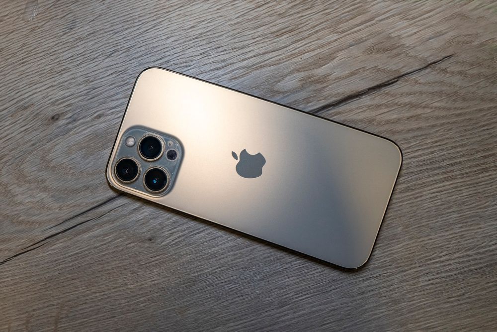 Apple Rolls Out iOS 17.0.3 to Plug Another ‘Actively Exploited’ Kernel Hole Apple Rolls Out iOS 17.0.3 to Plug Another ‘Actively Exploited’ Kernel Hole
