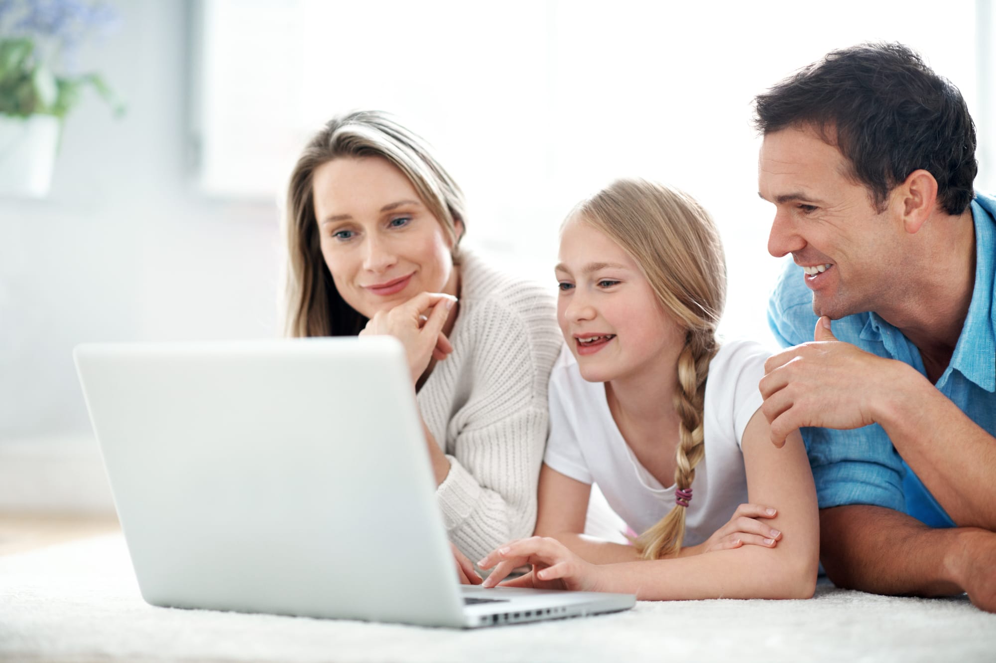 Who Does Your Teen Follow Online? What Parents Should Know About ...